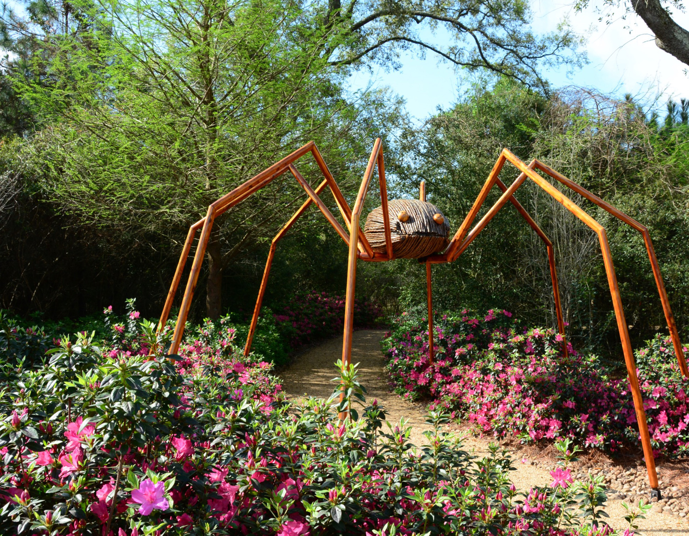 Green Animals Topiary Garden to host David Rogers’ Big Bugs - What's Up ...