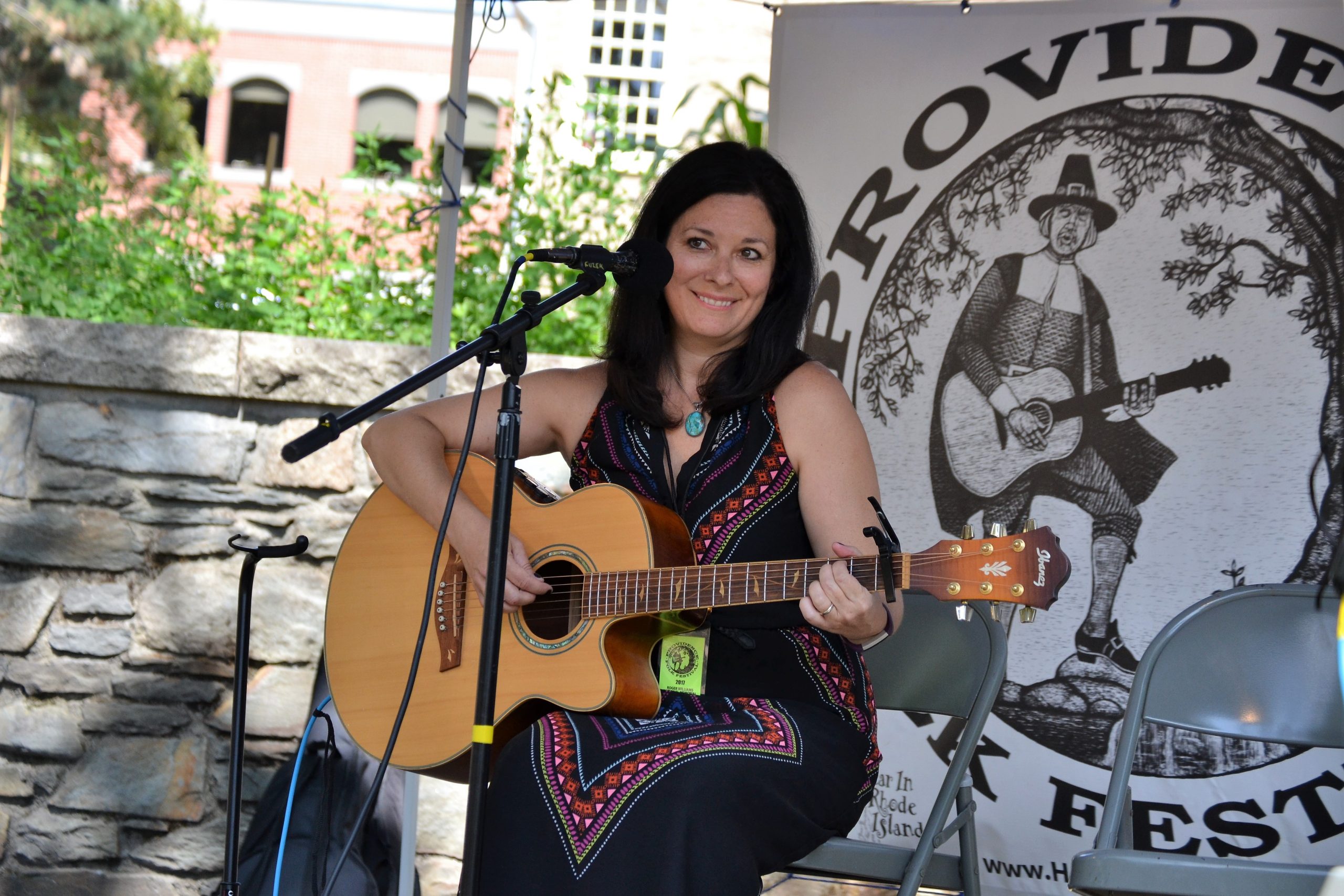 Singer-Songwriter-Allysen-Callery - What's Up Newp