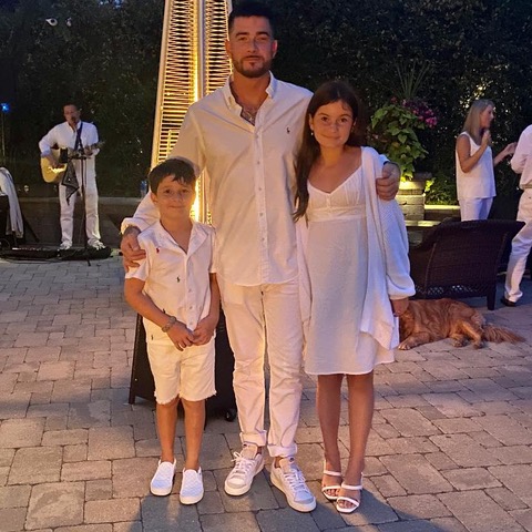 Phil-landers-family - What's Up Newp