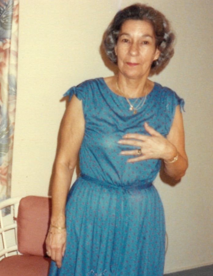 Obituary: Frances F. Collins - What's Up Newp