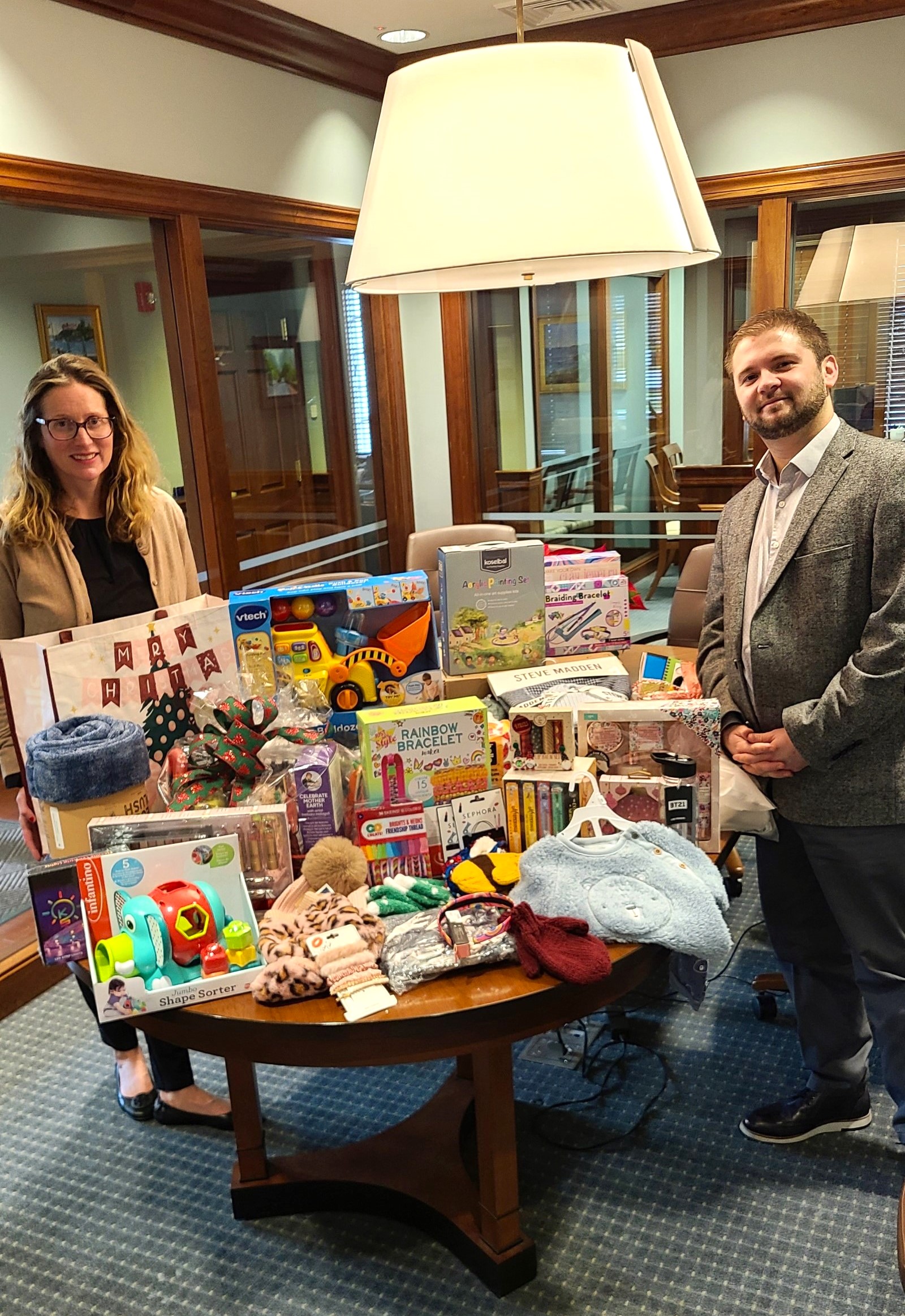 Record-breaking 5,556 gifts donated to Rhode Island children through ...