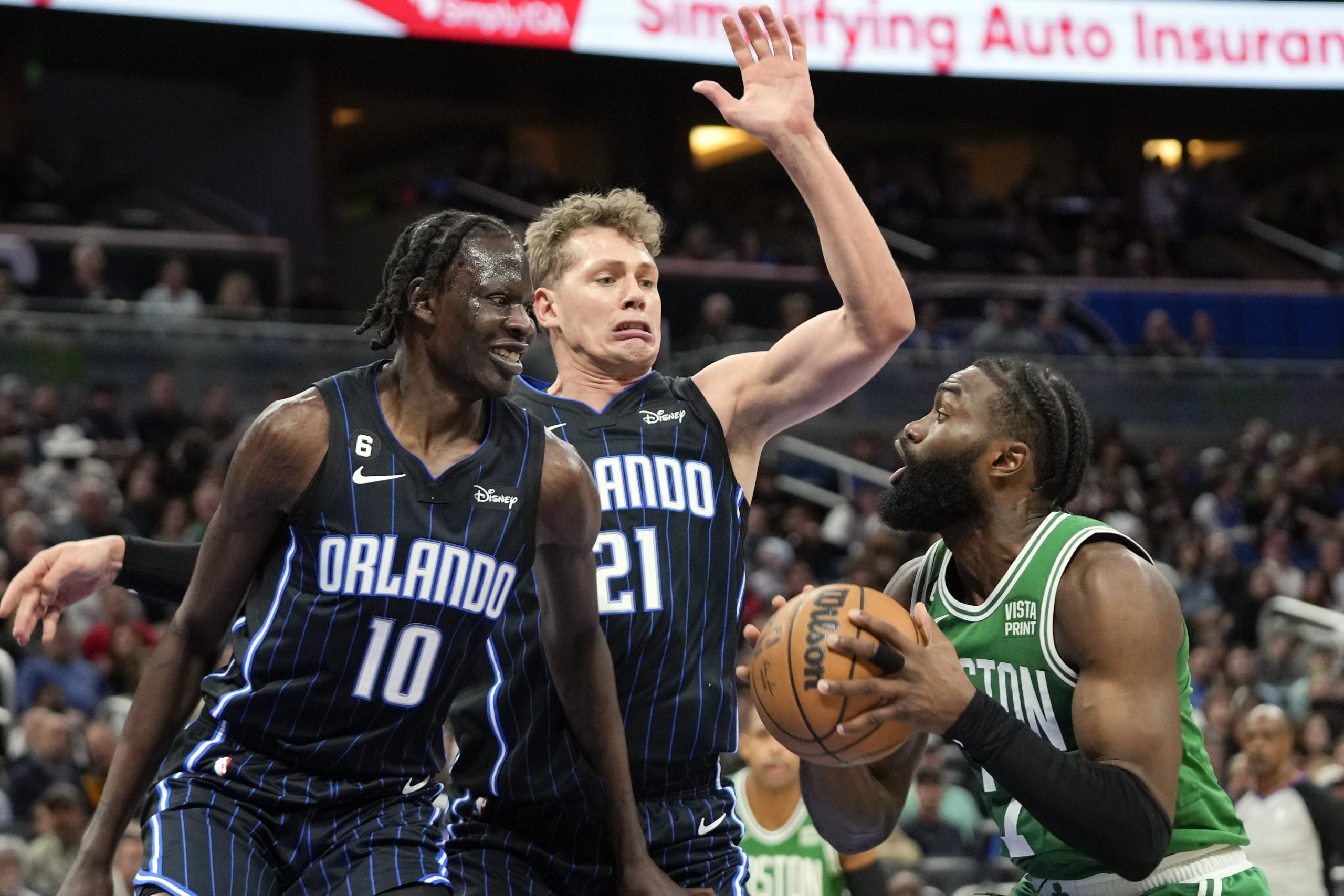 Banchero, Isaac, Magic end Celtics' 9-game win streak 113-98 - What's ...