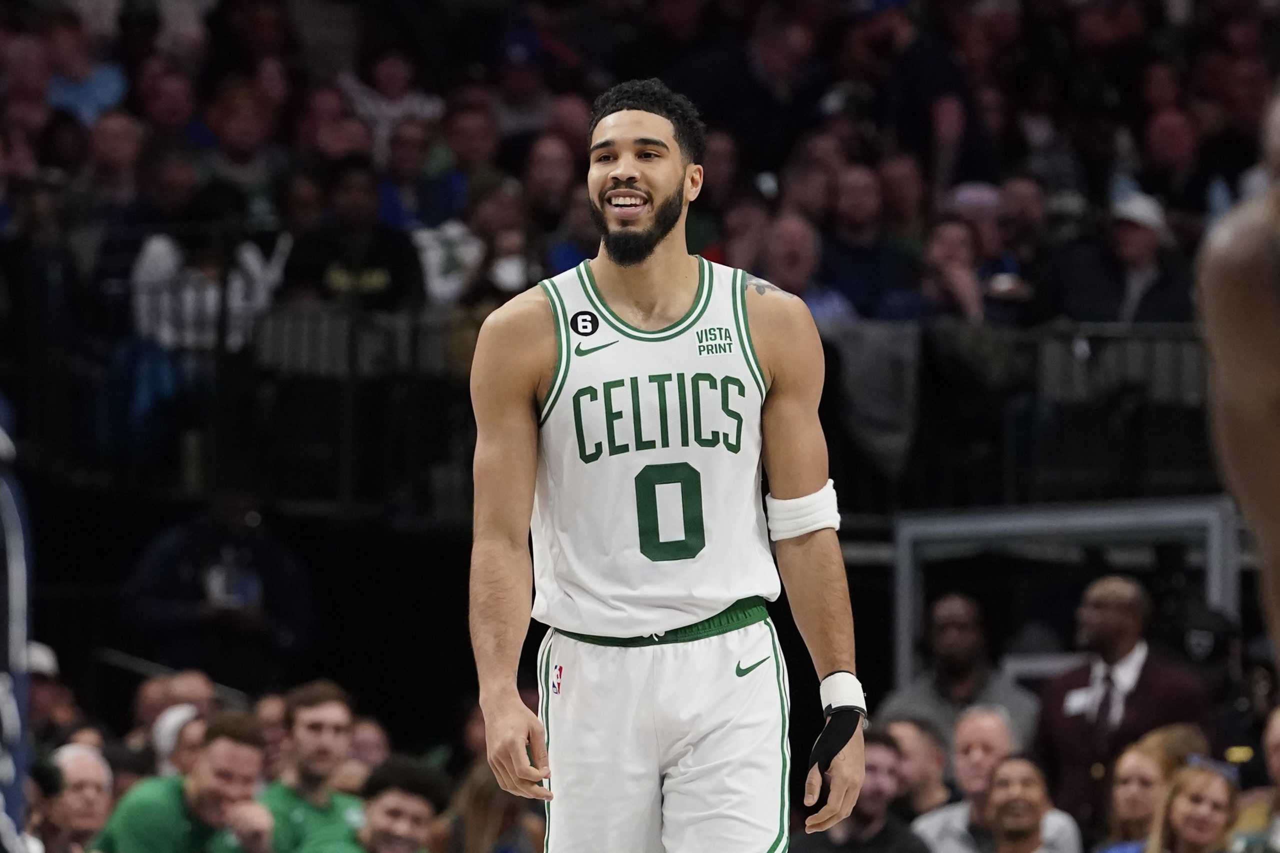 Tatum's rare triple-double leads Celtics past Mavs, 124-95 - What's Up Newp