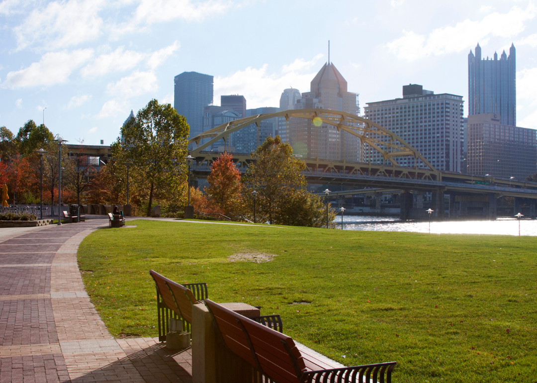 croppedBestBigCities44pittsJWK3png.PNG - What's Up Newp