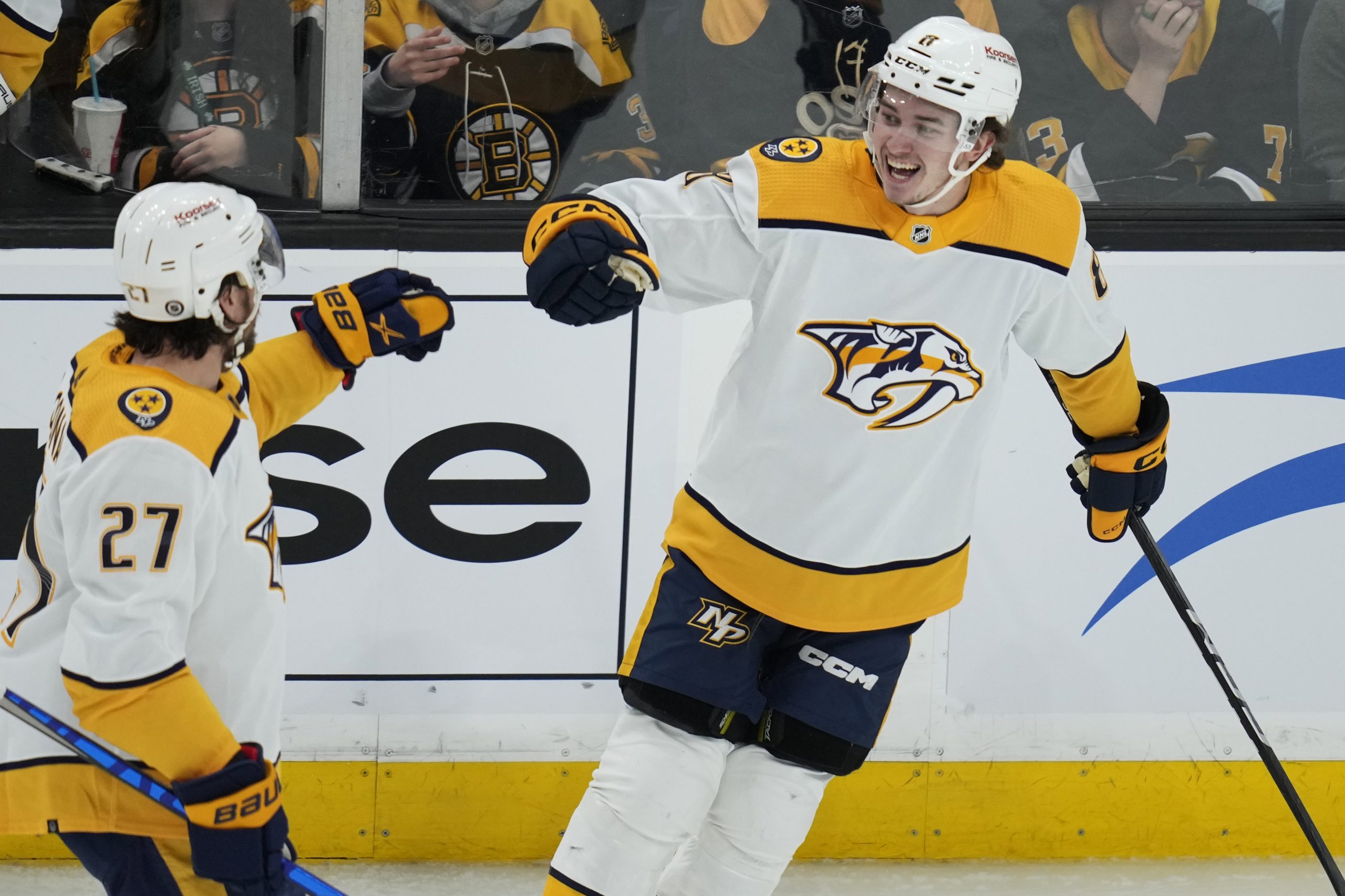 Saros's 35 saves carries Predators past Bruins, 2-1 - What's Up Newp