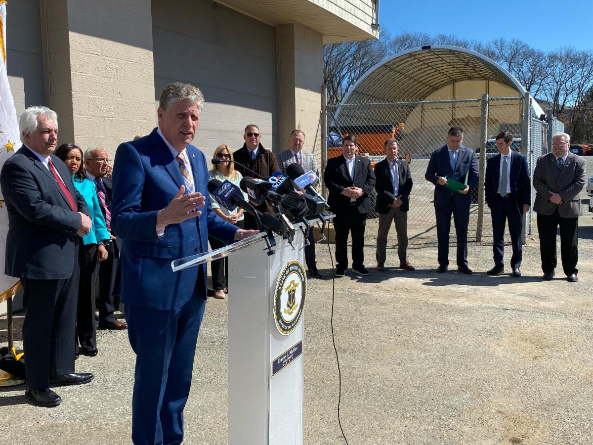 Governor McKee, RIDOT, Rhode Island League of Cities and Towns ...