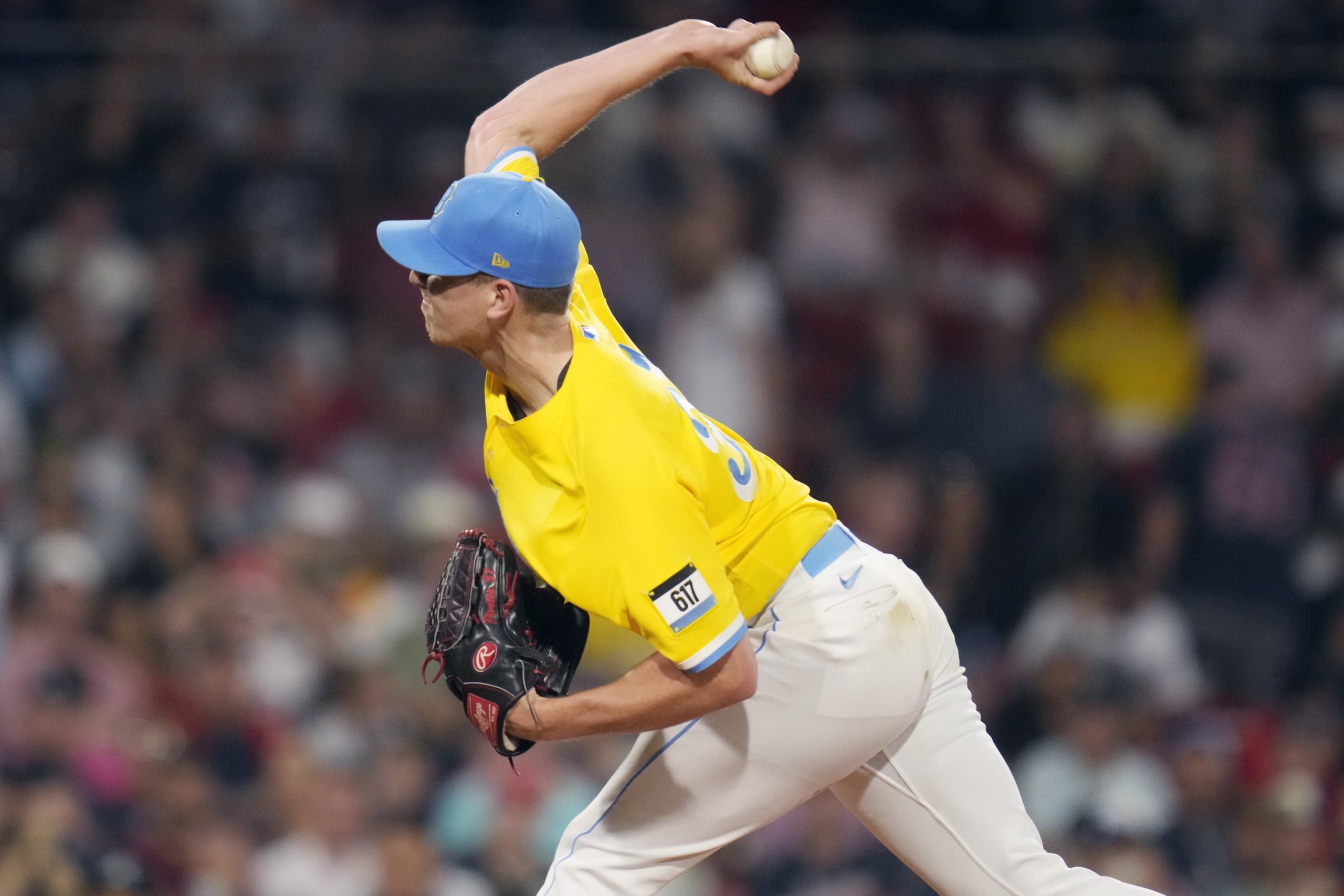 Red Sox overcome triple play in 7-1 victory over major league-leading ...