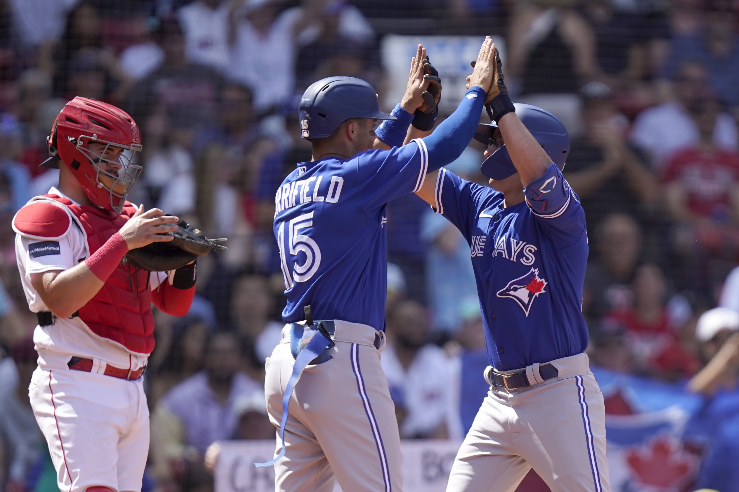 Schneider has 4 hits and 4 RBIs, Chapman drives in 3 as the Blue Jays ...