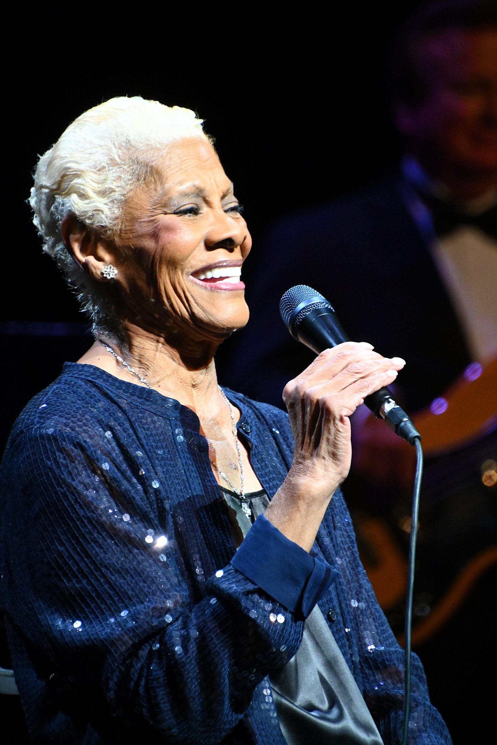 Concert Recap and Photos: Dionne Warwick helps the Park Theatre ...